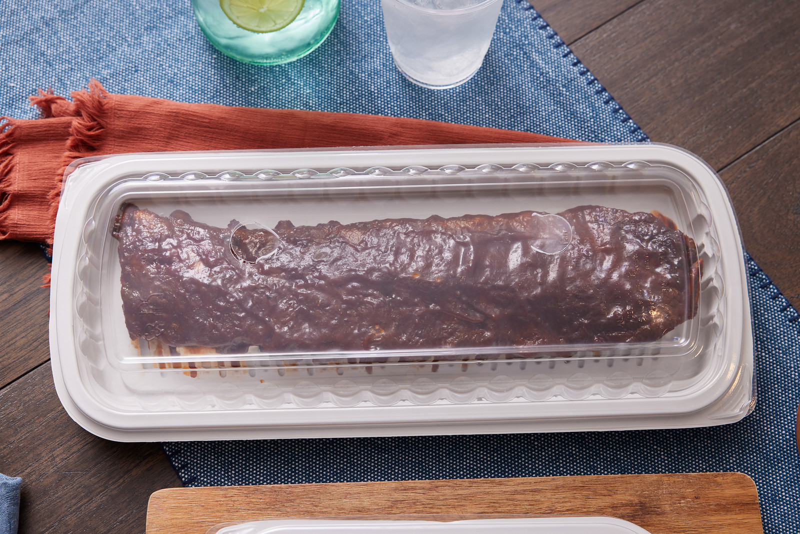 16.6 x 7.3 x 2.3" Full Slab MFPP Rib Container with Vented OPS Dome Lid ...