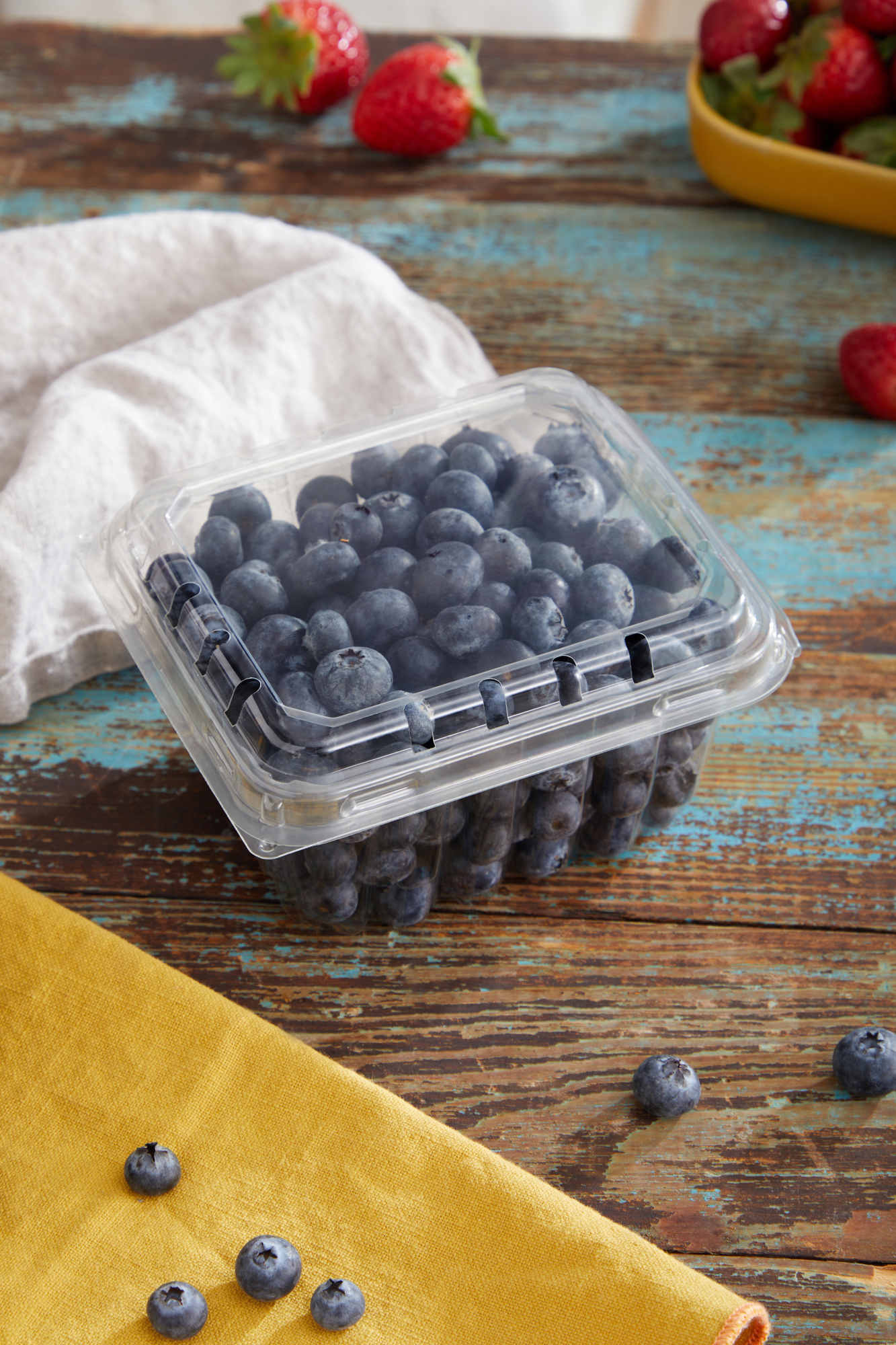 1 Pint PET Clamshell | Pactiv Evergreen